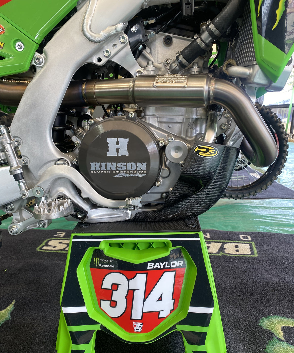P3 Carbon Skid Plate KX450/X/SR 2024 - 2026 With Integrated Linkage Gu